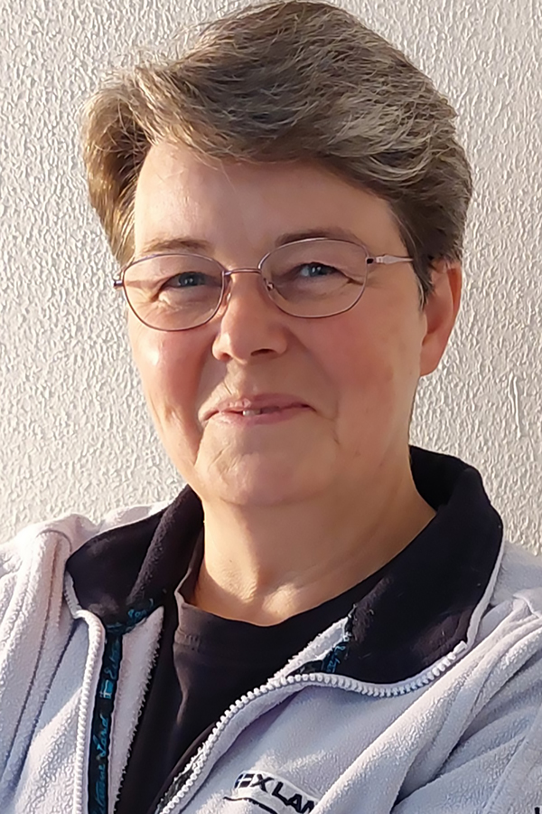 Caroline S. Roberts Team