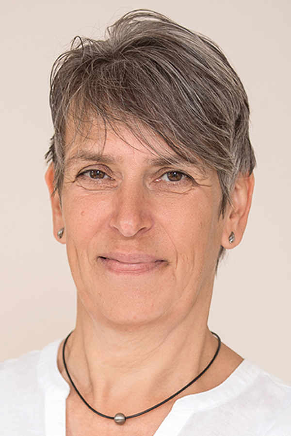 Caroline S. Roberts Team